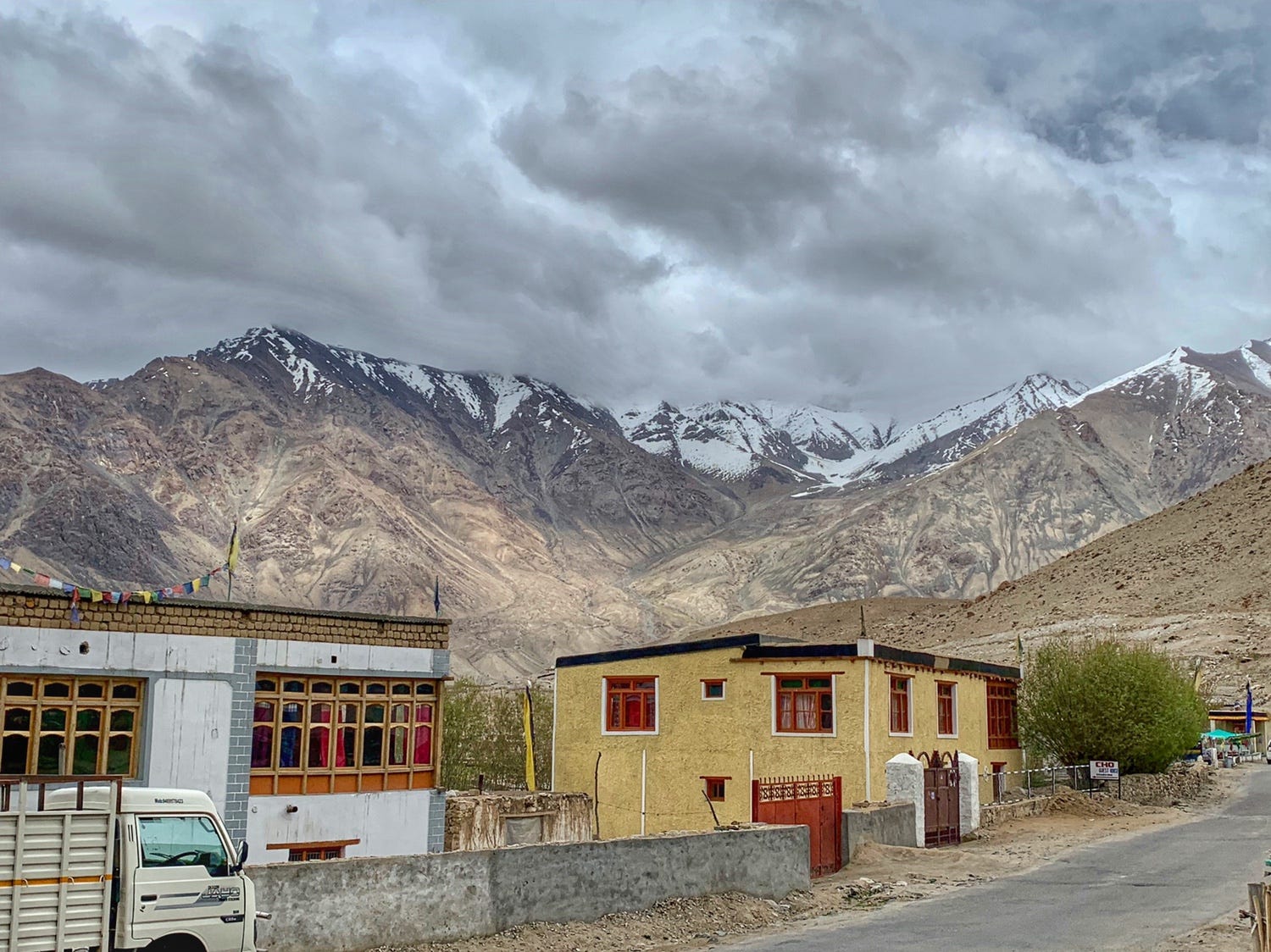 Leh Ladakh in 7 Days: India’s Most Beautiful & Challenging Roadtrip. | by Ankeet Panda | Medium