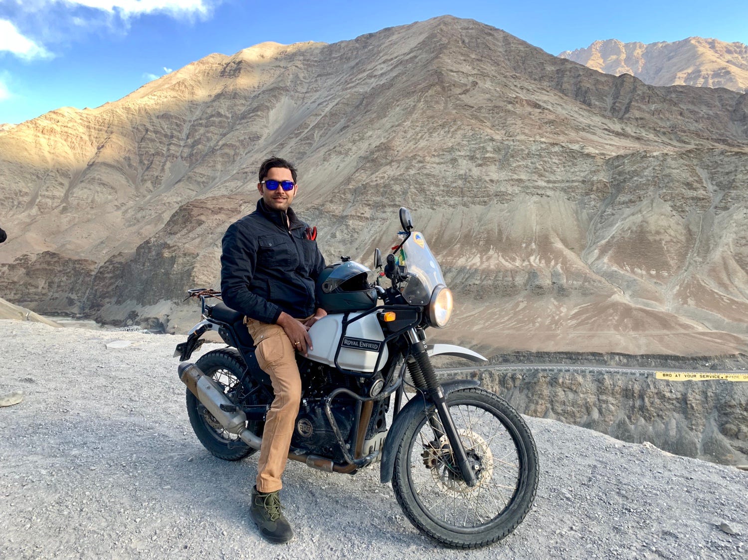 Leh Ladakh in 7 Days: India’s Most Beautiful & Challenging Roadtrip. | by Ankeet Panda | Medium