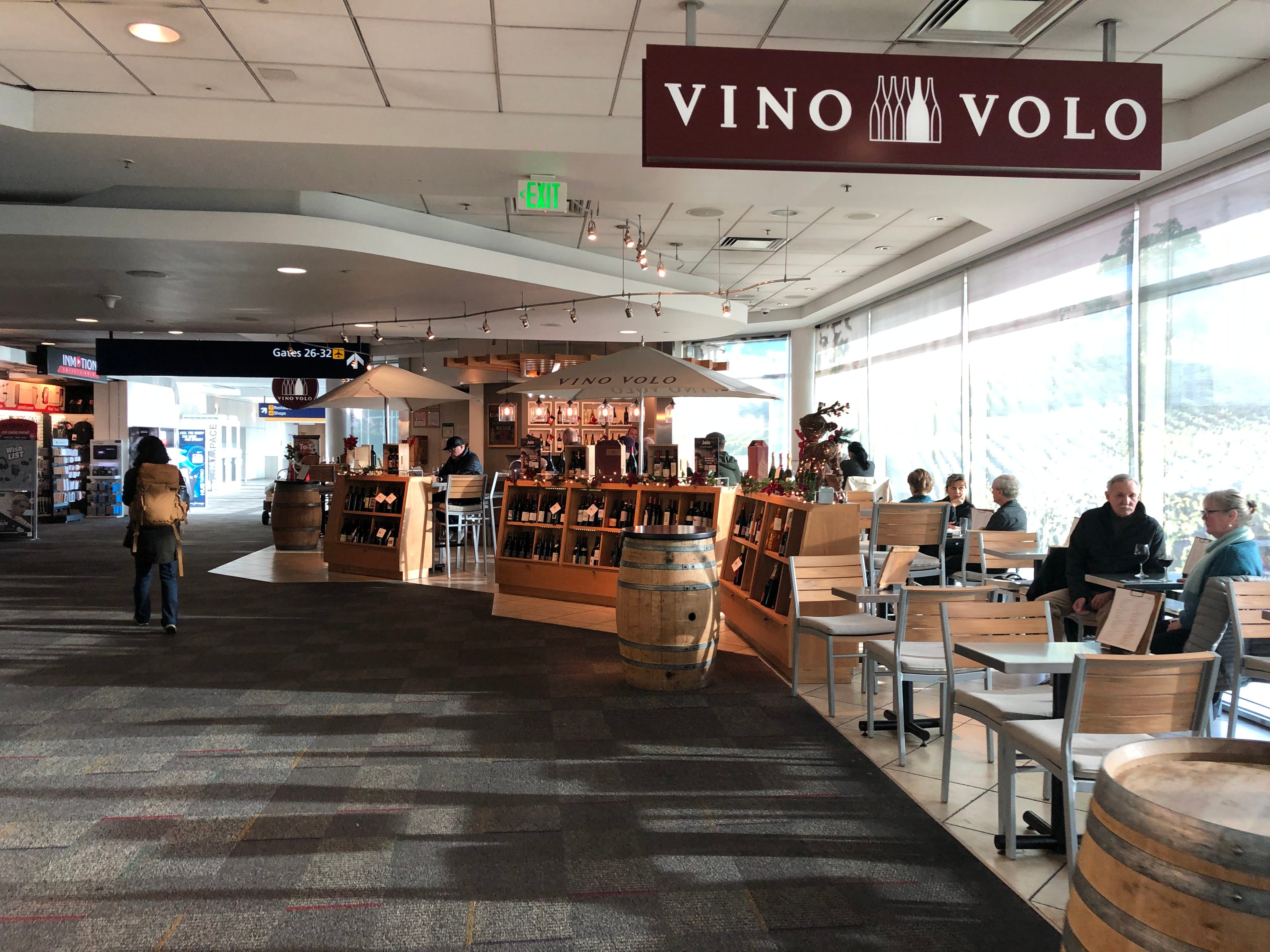 Vino Volo | Airports in Canada & the US | by Darren Hugh Burton ...