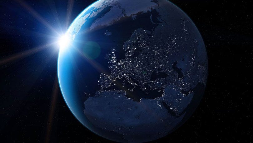 The Evolution of Life on Earth. Life:with an estimated 3.8 billion ...