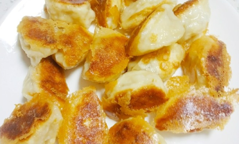 Chinese food — Shuijianbao. Soul mate of Hu spicy soup —Shuijianbao ...