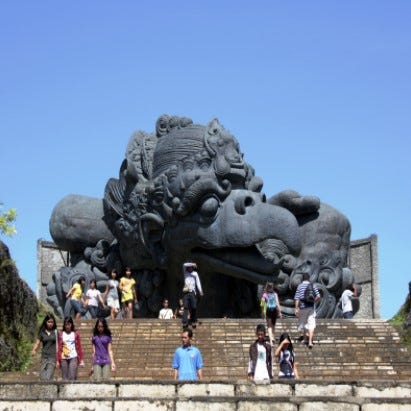 Monumen Luar Biasa Garuda Wisnu Kencana | by Guide Travel Indonesia ...