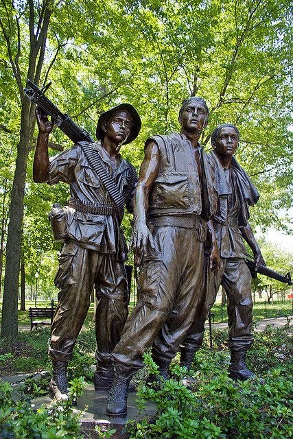 Story In America: Remember and Vietnam Veterans Memorial | by Ally Wang ...