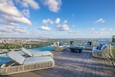 This Contemporary Citadel to Modern Design Boasts some of the Best ...