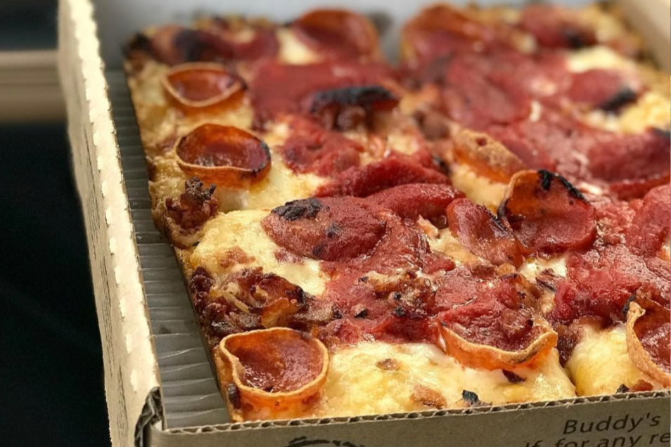 Detroit-style Pizza is Everywhere | by To Eat list | To Eat List | Medium