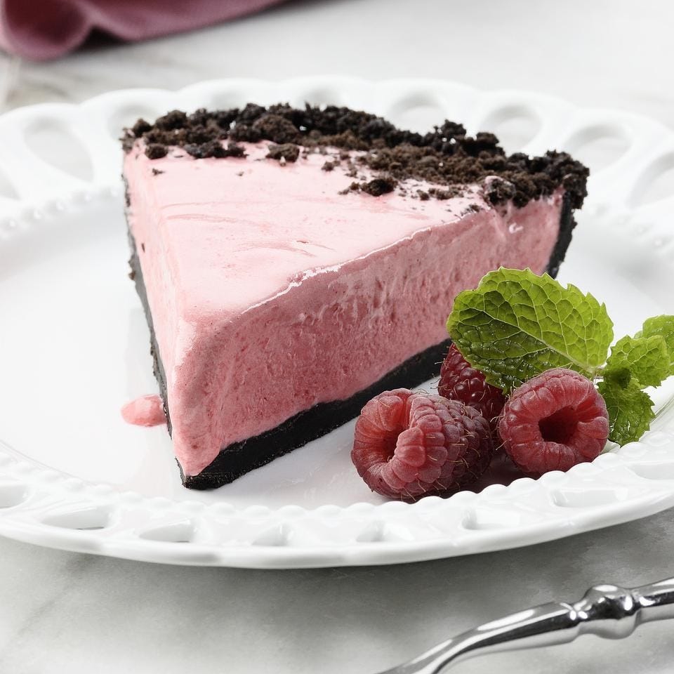 Frozen Raspberry Pie. Ingredients: 1 dash(es) cooking spray… | by iiiil ...