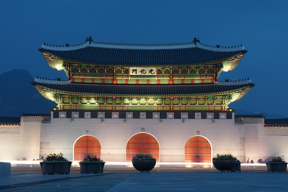 10 Must Visit Sights and Attractions in Seoul | by Y.P.H | StayMarta ...