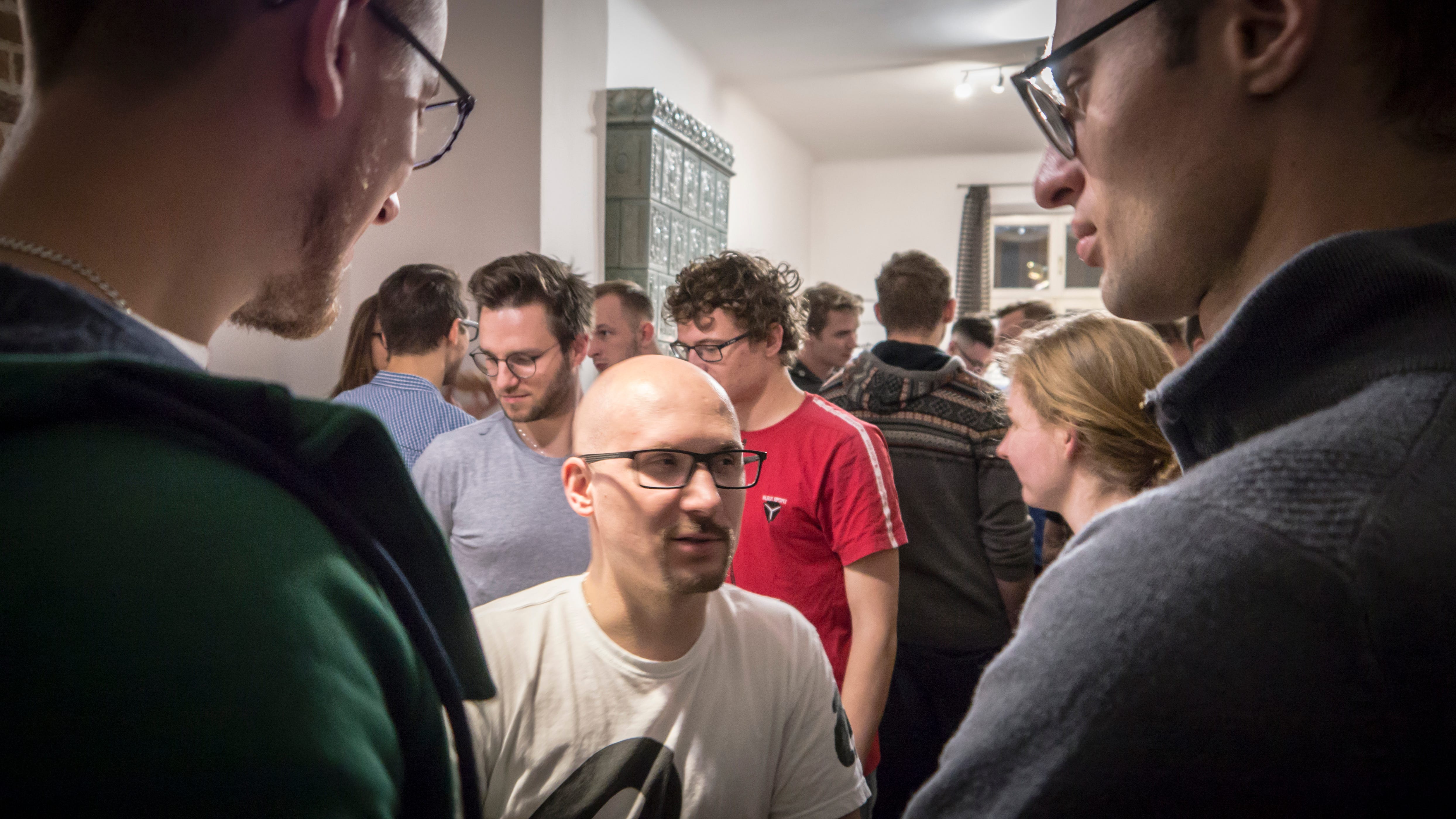 Reactive System with Lagom & Reactive Streams with Monix | by Pawel ... Reactive System with Lagom & Reactive Streams with Monix | by Pawel ...
