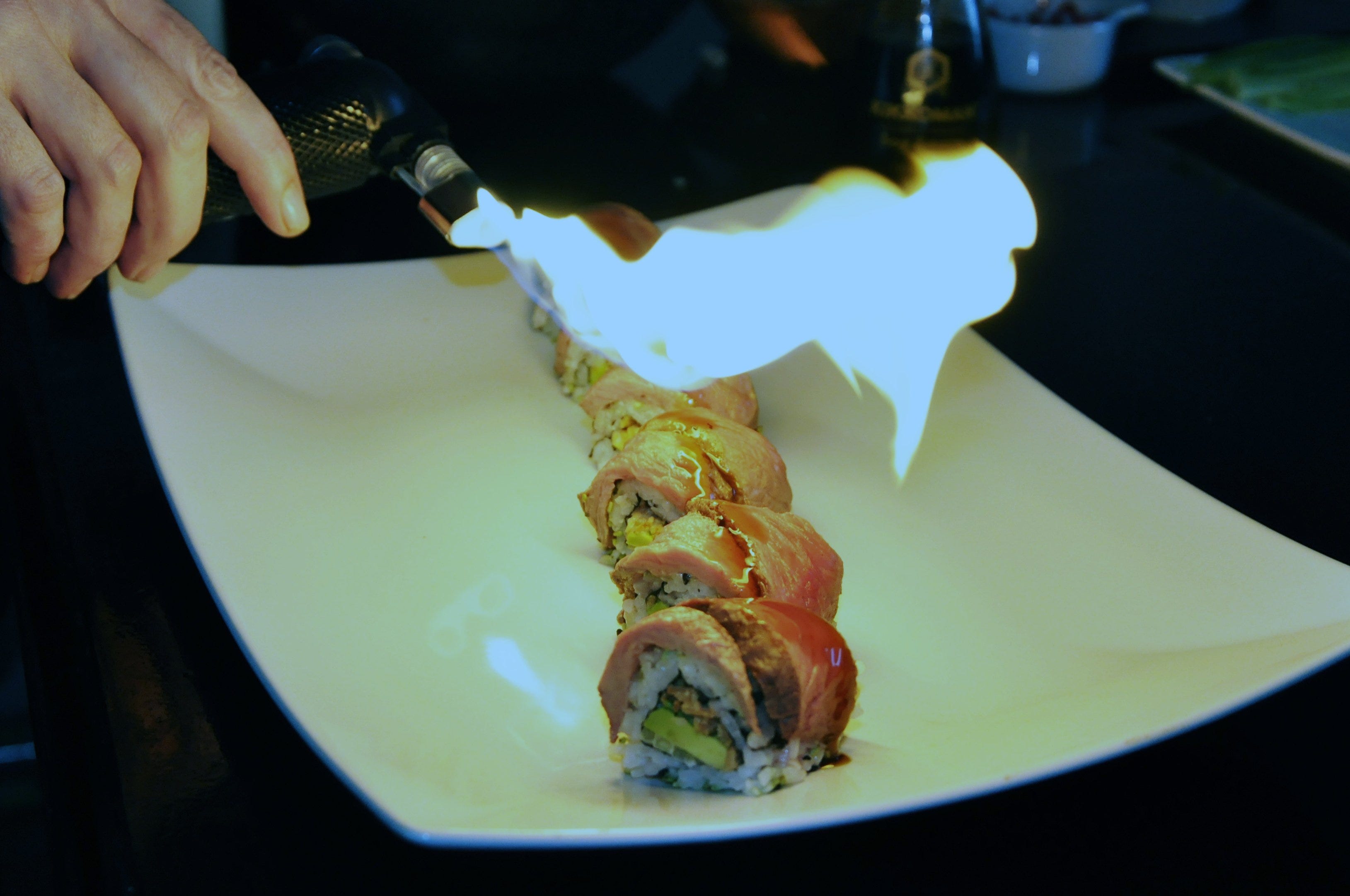 Sushi recept: Beef Teriyaki Torch rol | by Sushi-San | Sushi love | Medium