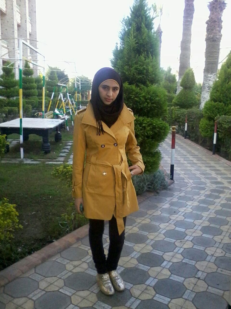 How a teenage refugee survived a shipwreck and saved a baby’s life