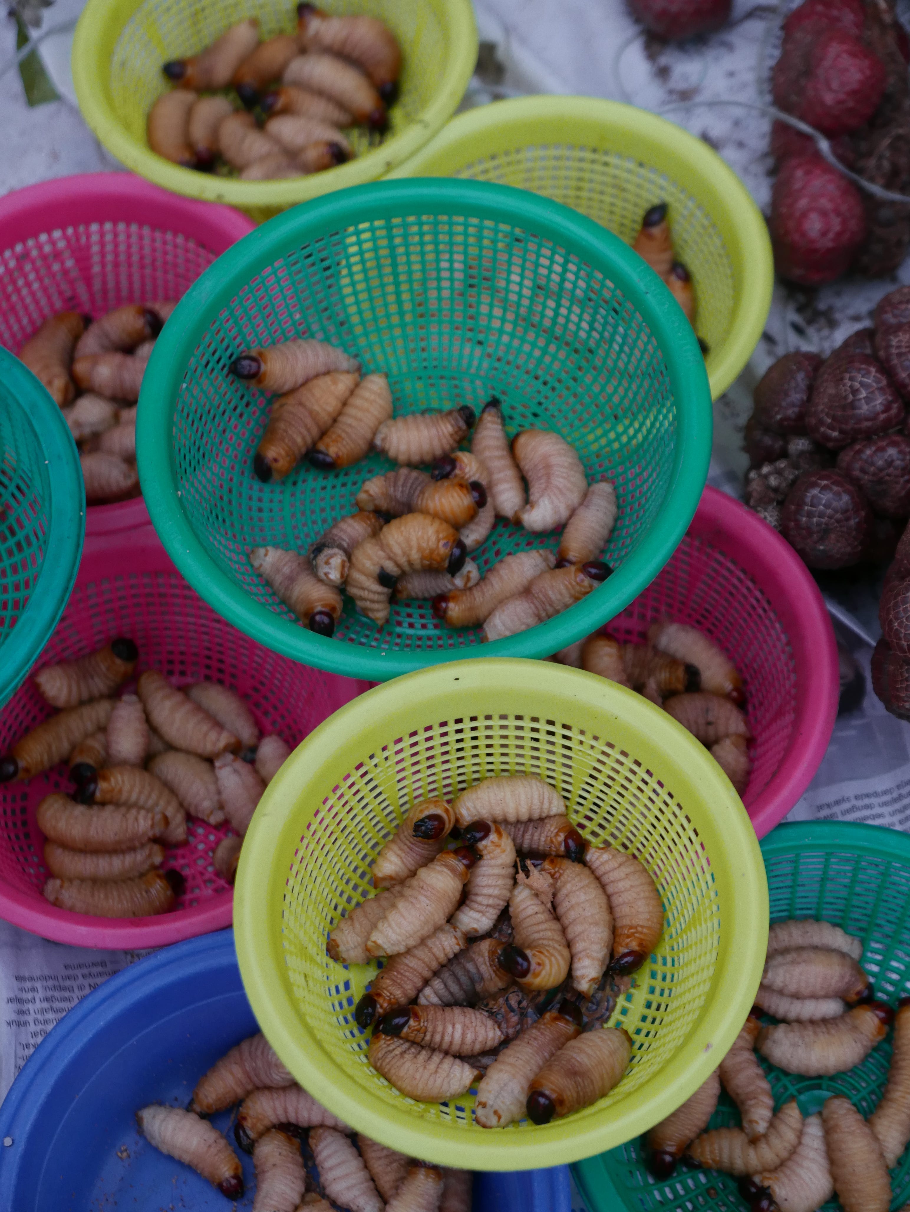 Sibu, Malaysia — The covered market (day) — Sibu, Sarawak, Malaysia ...