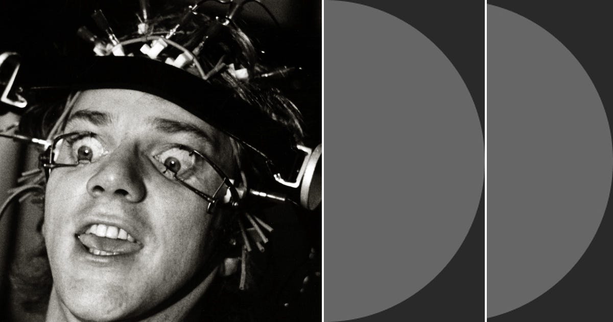 List: Criticism 批評 | Curated by 橘 良 Ryo TACHIBANA | Medium