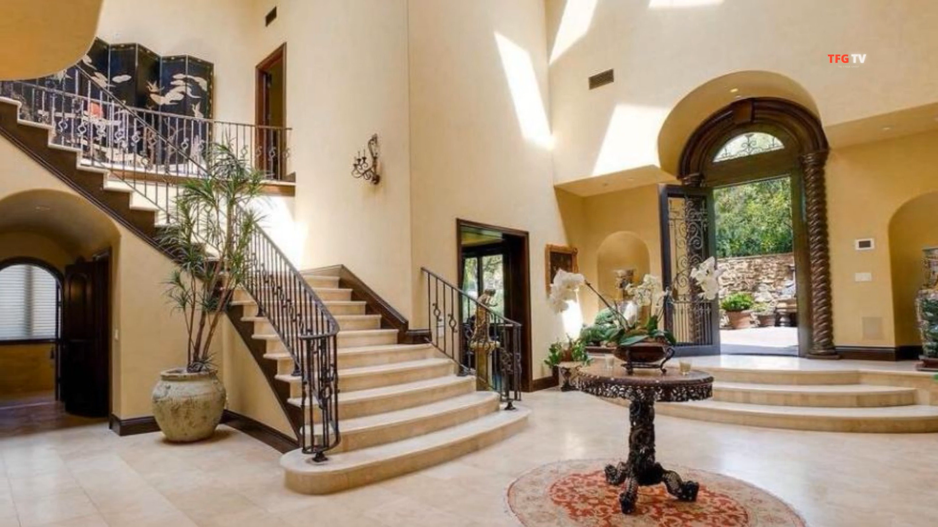 The Wonder House Interior