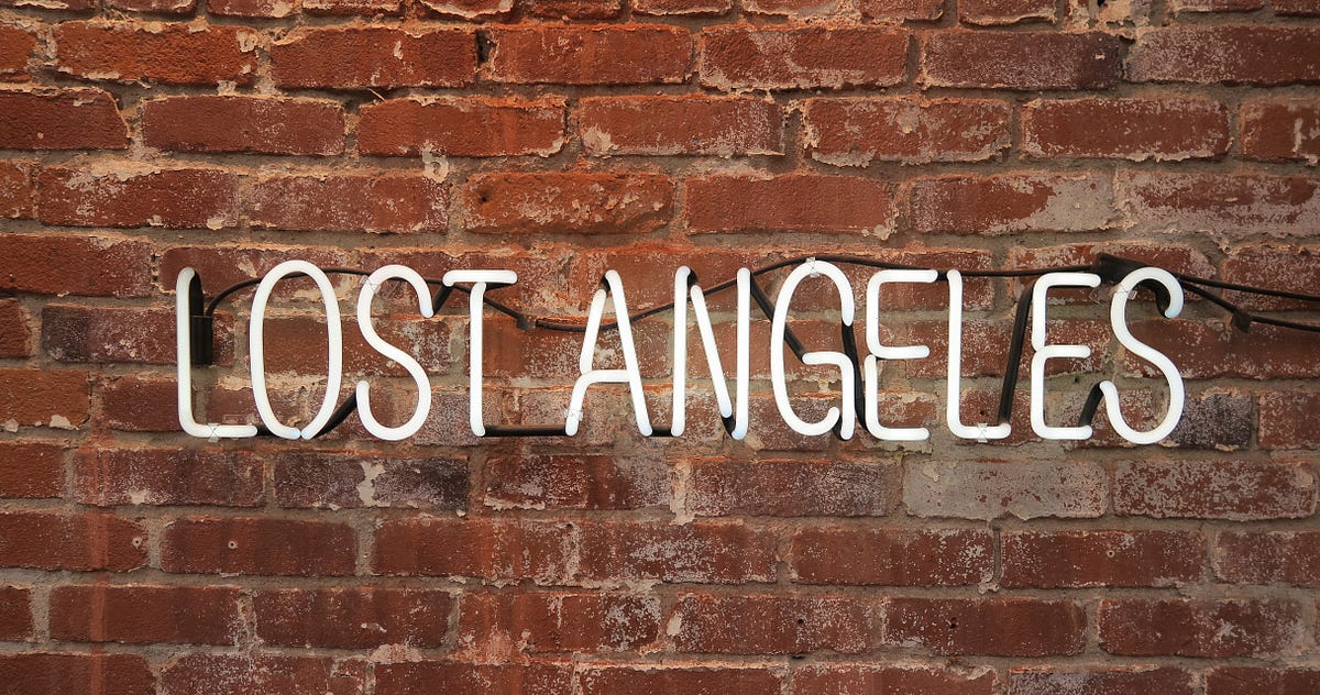 Can JavaScript Object Keys Have Spaces? | by Dr. Derek Austin 🥳 | JavaScript in Plain English