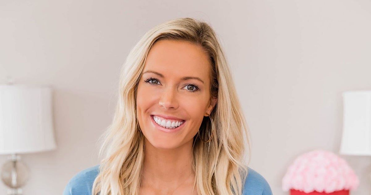 How Tori Gerbig Of Pink Lily Turned a $50K Side Hustle Into a Fashion ...