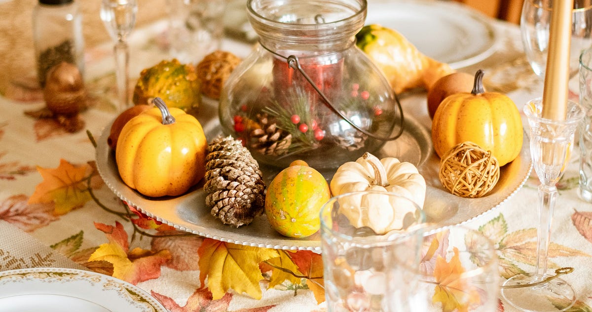 A Very Thankful Thanksgiving. It's another Thanksgiving dinner at the ...