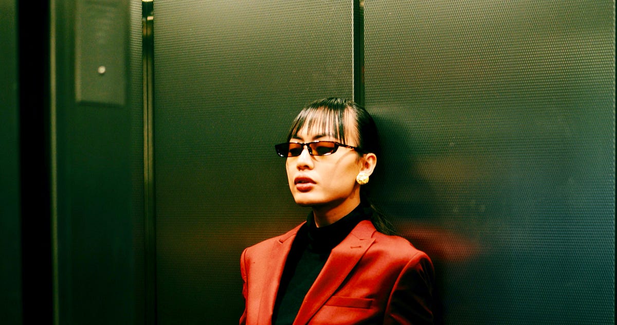 I’ve [Just] Spoken With a Girl on a 2-Week Career Break. She Blew Me [For Real] | by Smillew ...