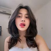 Indah Nadila – Medium