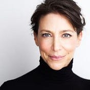Jennifer Riker – Medium