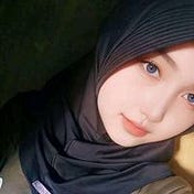 Nenk Fitri – Medium