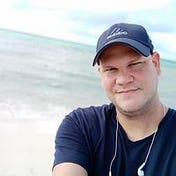 Jorge Exposito – Medium