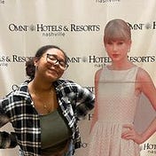 Sydney Gray – Medium