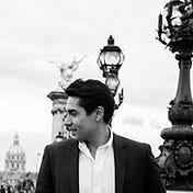 Edgar Avila – Medium