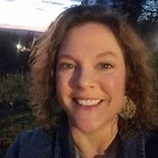 Tracie Sweeney – Medium