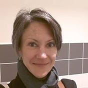 Elena Holmes – Medium