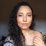 Claudia Lisboa Flores – Medium