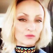 Katia Mosh – Medium