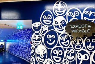 Beth Riungu – Medium