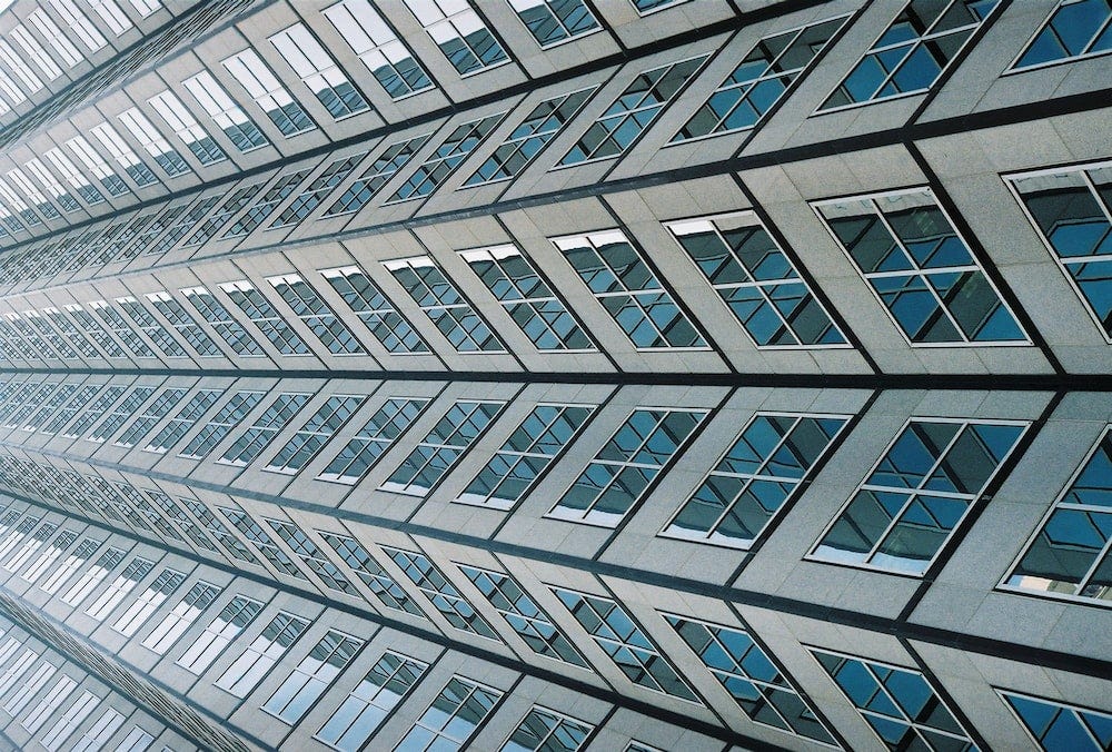 Design Patterns: Real-World Examples in Laravel, Django, and Express.js ...