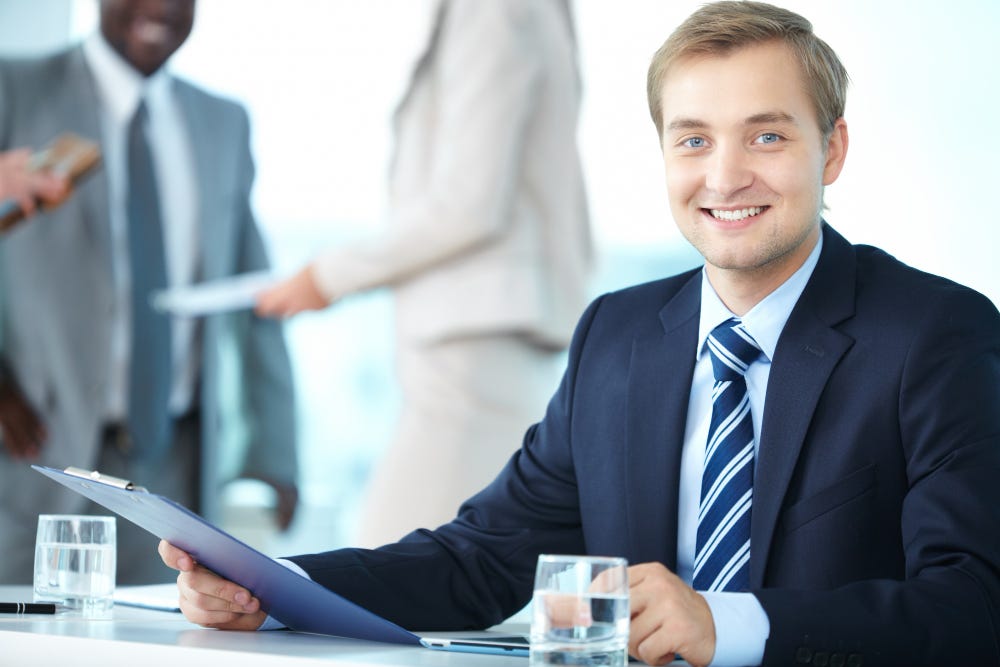 Ultimate Investment Banking Analyst Career Guide (2024) | by Careervira ...