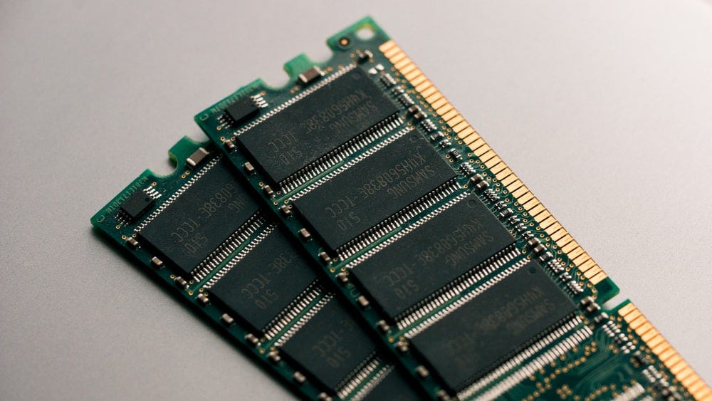 How to troubleshoot memory problems in Python | by Freddy Boulton | Towards Data Science