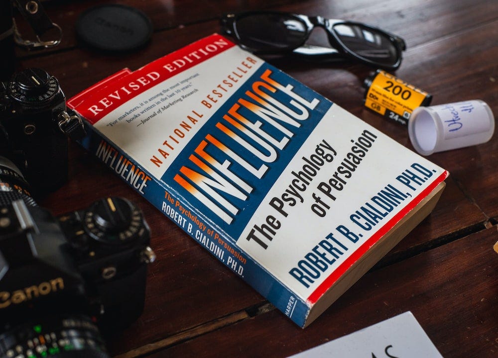 Copywriting Lessons from Influence: The Psychology of Persuasion | by Thenidhisingh | Medium