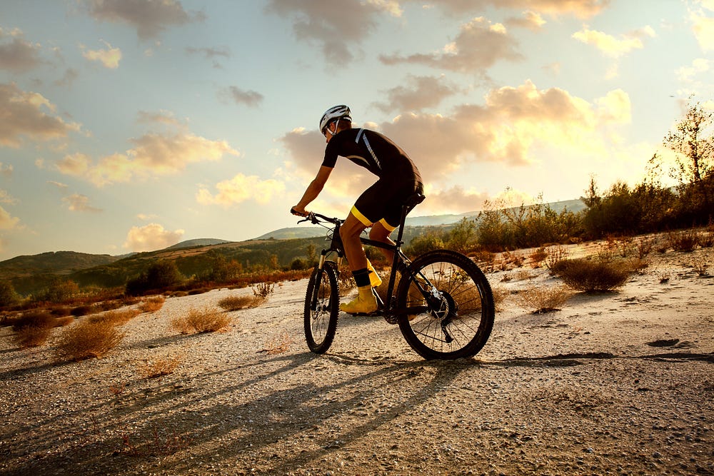 Triathlon Training Unleashed: Digital Tools for Swim, Bike, Run Success ...