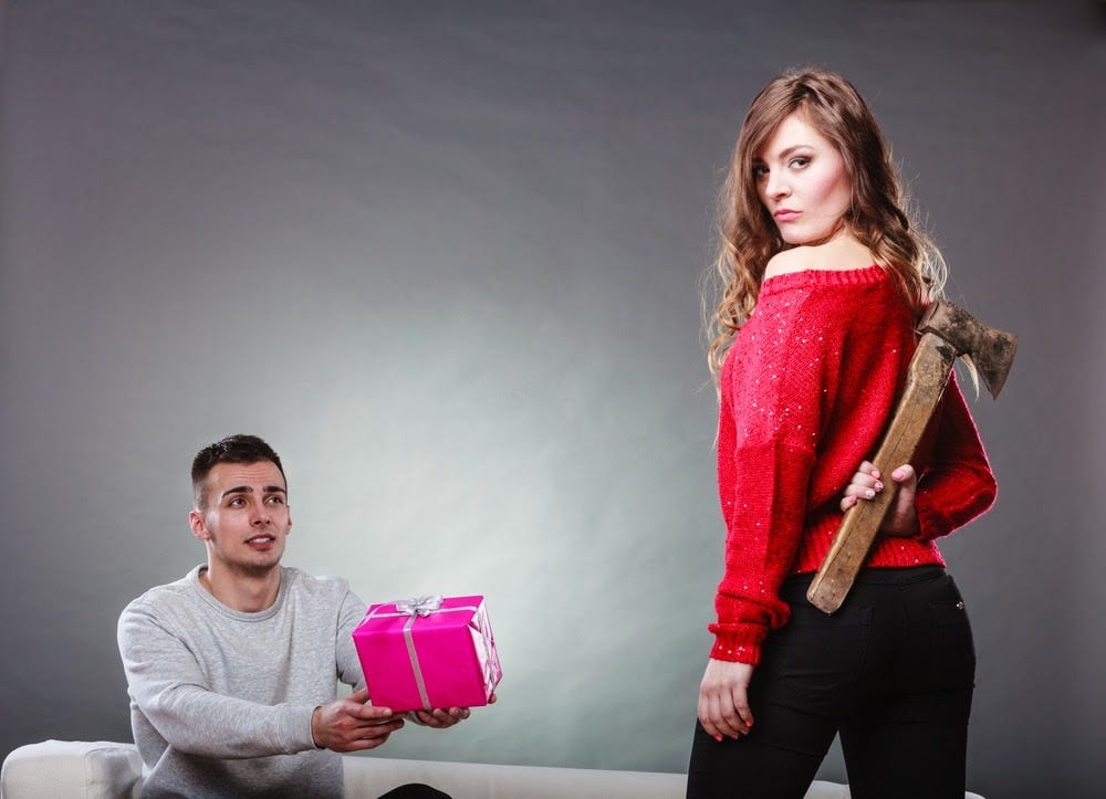 11 Signs And Symptoms Of A Female Narcissist You Might Be Dealing With ...