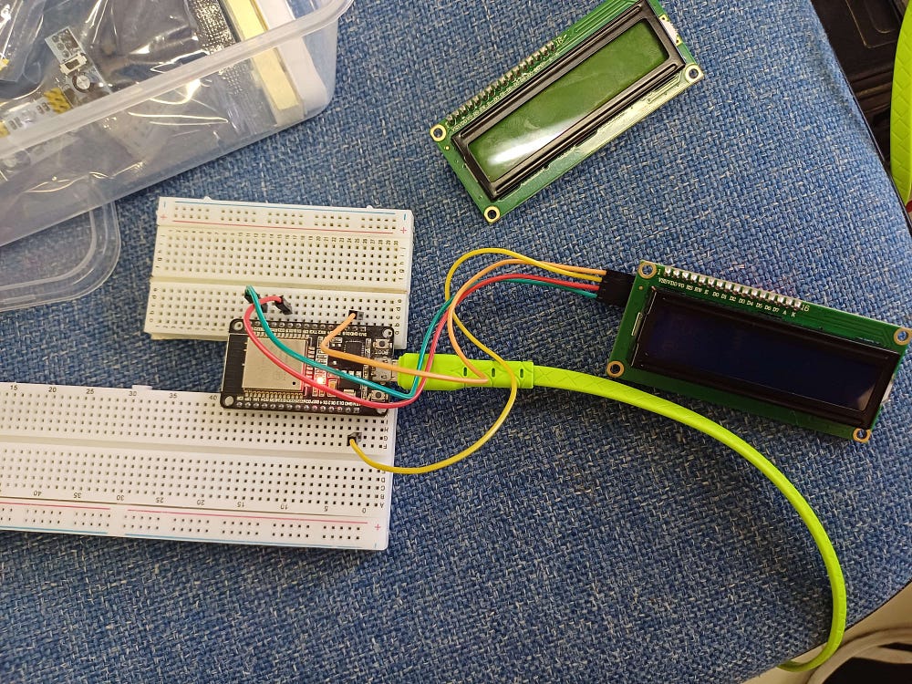 Hello World — Esp32 Display With Lcd Led Pwm By Gracialy Medium 
