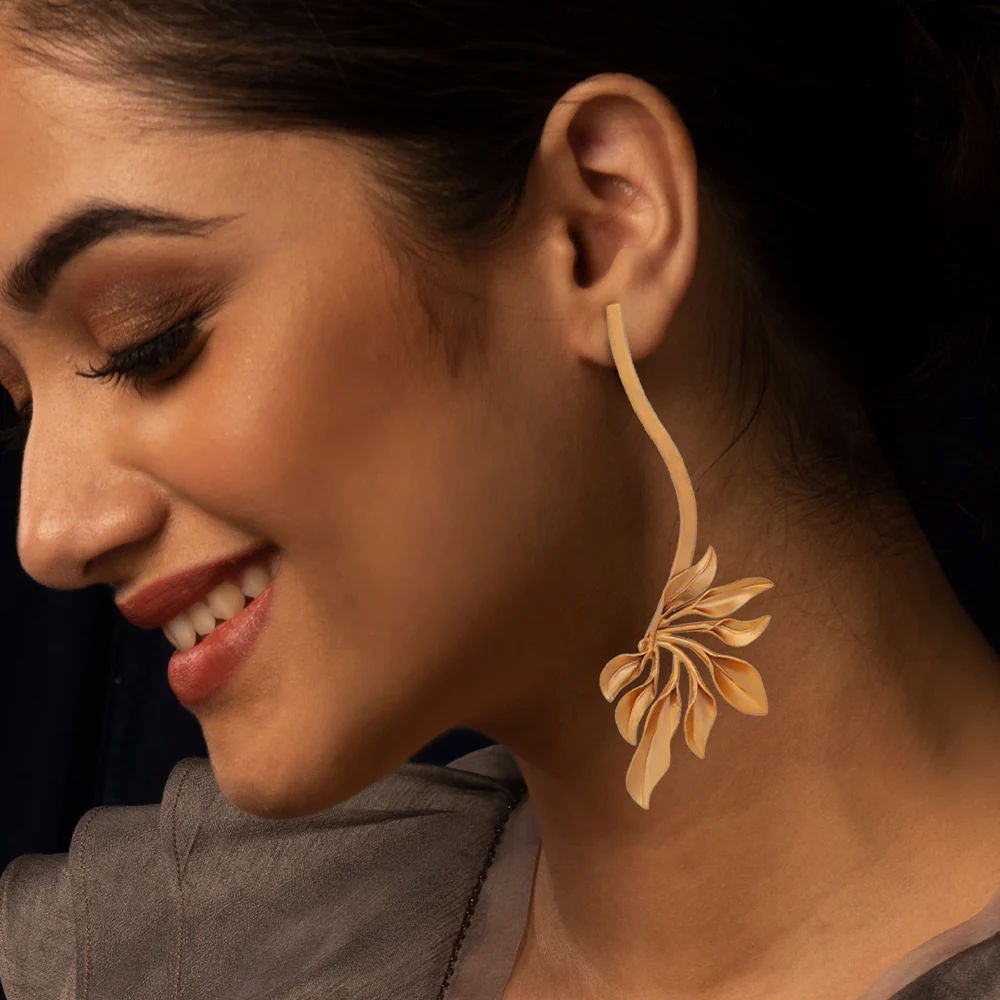 Red Carpet Ready to go: Stunning Trends in Earrings Inspired by ...