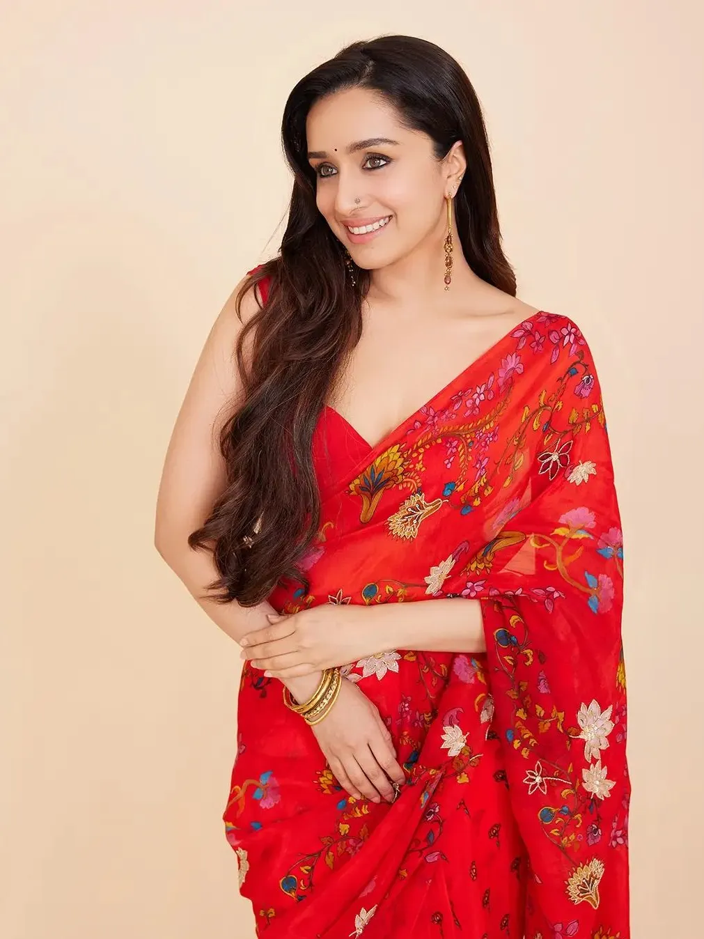 Booking Shraddha Kapoor for Your Event: A Comprehensive Guide | by Gopalhande Oppvenuz | Oct ...