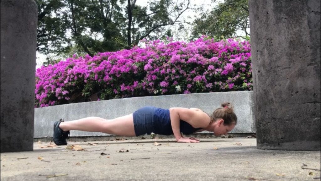 40 Push-ups a Day. Setting a Smart Goal for Strength | by Dayna & Ramm ...