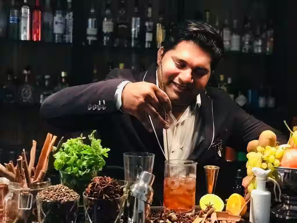 Top Bartender Services in Mumbai: Perfect Choices for Your Next Party ...