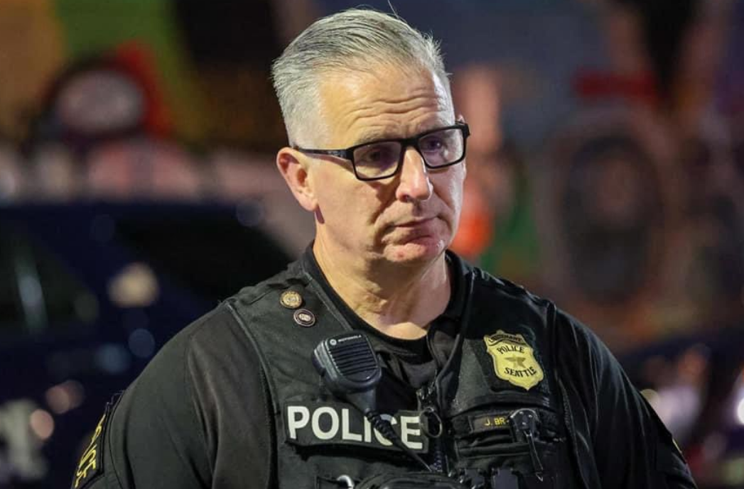 CRG Commander John Brooks | by Justin Ward | DivestSPD | Medium