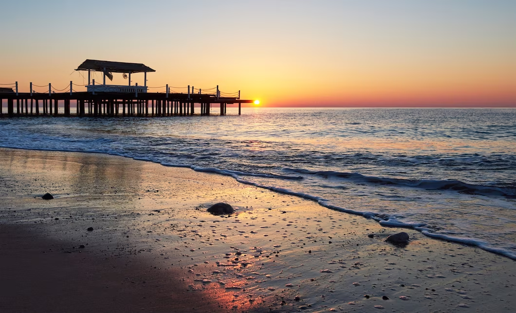 Tourist Appeal vs. Local Realities: Exploring How Outer Banks Differs ...