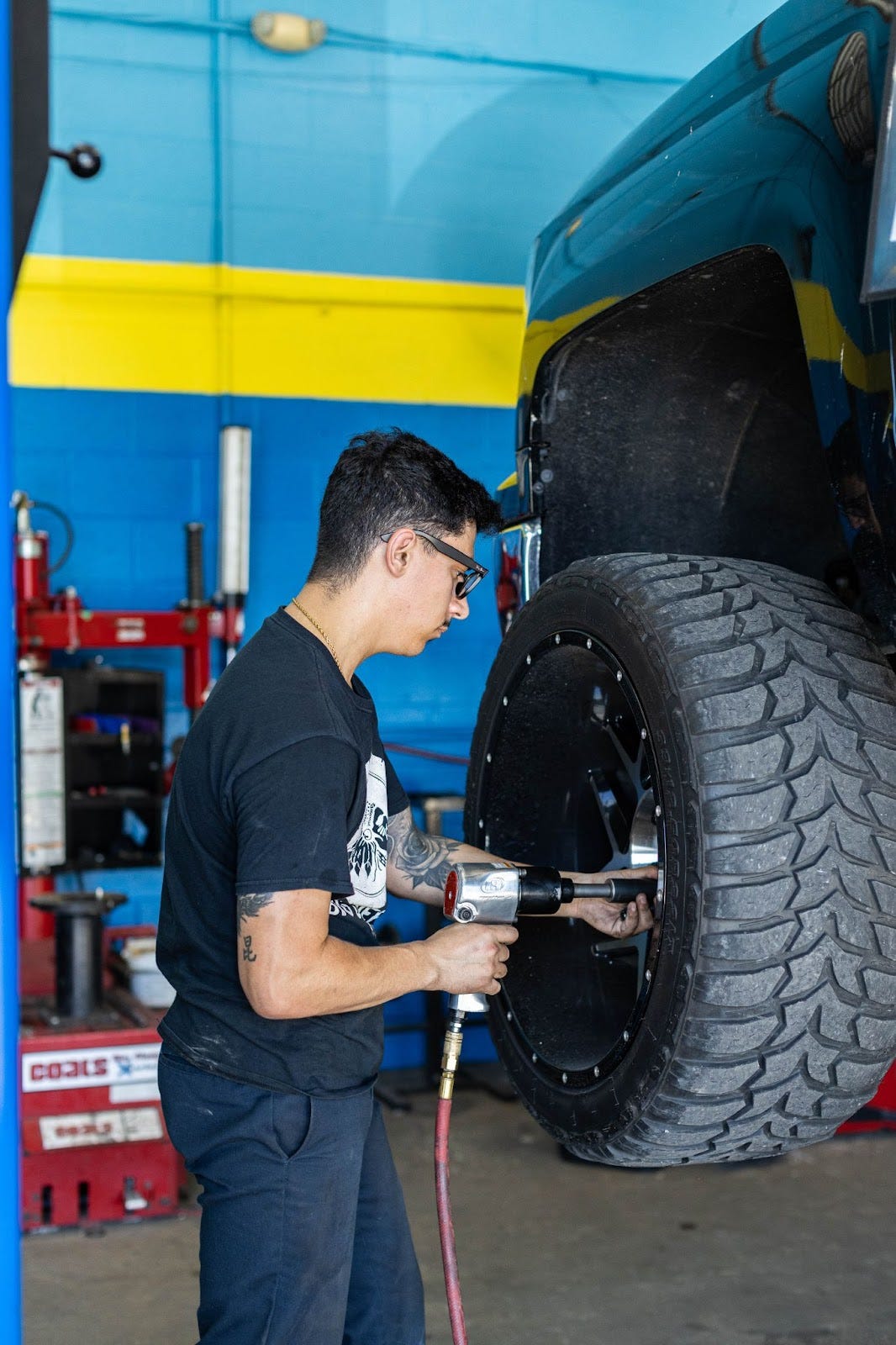 Tire Services Jacksonville, FL: Ensuring Your Safety and Comfort on the ...