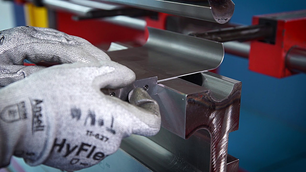 Aluminum Sheet Bending and Shaping: Your Complete Guide to Realizing ...