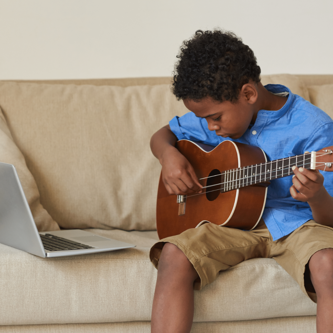 Virtual vs. In-Person Guitar Lessons: Pros and Cons for Teenagers | by ...