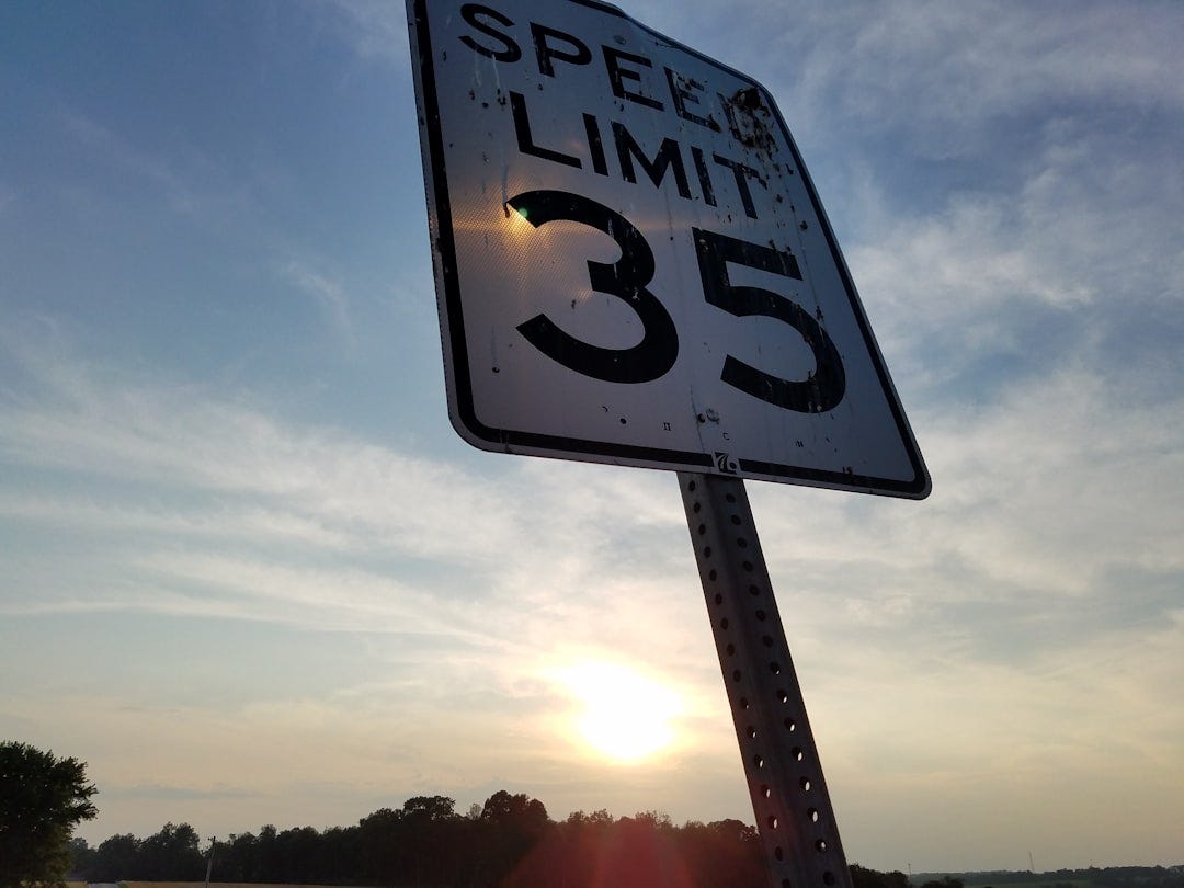 How to Control the Number of Concurrent Promises in JavaScript | by ...