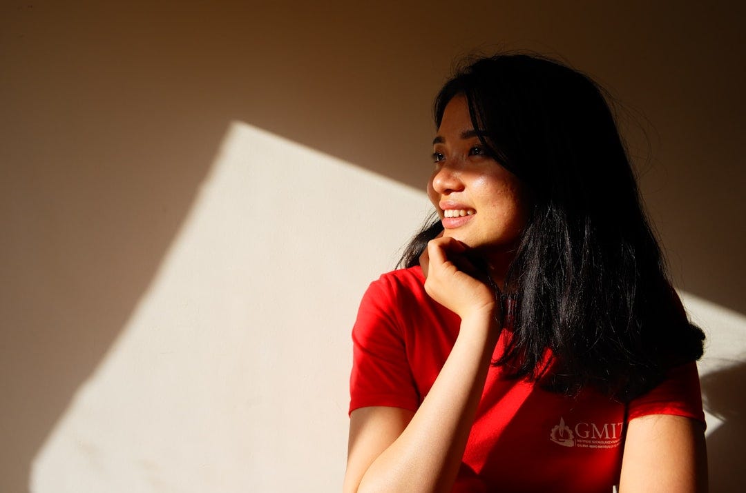 The Psychology of Charm, Charisma, and Seduction | by Mona Lazar | The Soulciety | Medium